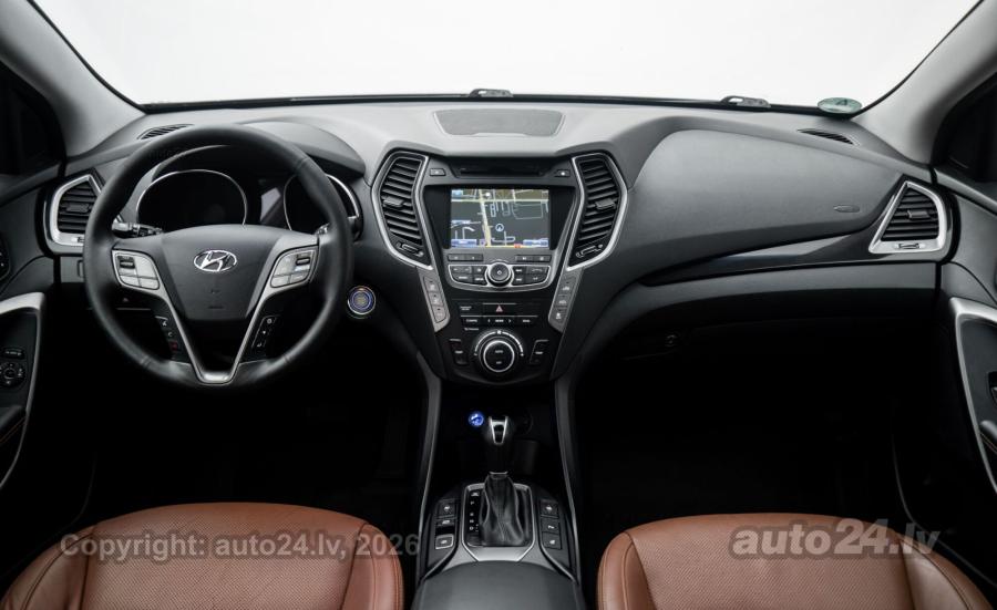 Melns Hyundai Santa Fe 2015 Tallina, ar dzinēja tilpumu 2.20 L un nobraukumu 191 tūkst. km par 14999 €, foto 14 vietnē AUTOMOTO.COM.LV