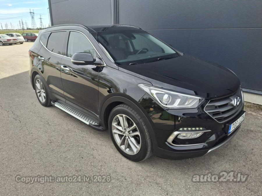 Melns Hyundai Santa Fe 2016 Tallina, ar dzinēja tilpumu 2.20 L un nobraukumu 176 tūkst. km par 16900 €, foto 3 vietnē AUTOMOTO.COM.LV