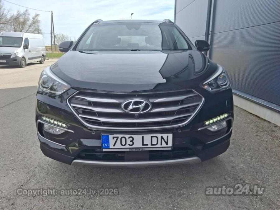 Melns Hyundai Santa Fe 2016 Tallina, ar dzinēja tilpumu 2.20 L un nobraukumu 176 tūkst. km par 16900 €, foto 8 vietnē AUTOMOTO.COM.LV
