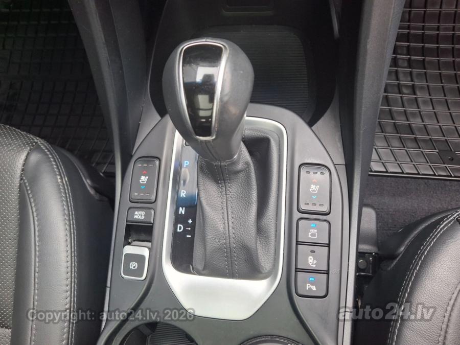 Melns Hyundai Santa Fe 2016 Tallina, ar dzinēja tilpumu 2.20 L un nobraukumu 176 tūkst. km par 16900 €, foto 12 vietnē AUTOMOTO.COM.LV