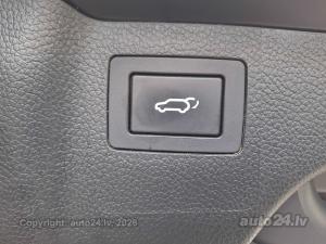 Melns Hyundai Santa Fe 2016 Tallina, ar dzinēja tilpumu 2.20 L un nobraukumu 176 tūkst. km par 16900 €, foto 19 vietnē AUTOMOTO.COM.LV