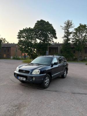 Zils Hyundai Santa Fe 2003 Tallina, ar dzinēja tilpumu 0.00 L un nobraukumu 370 tūkst. km par 2000 €, foto 3 vietnē AUTOMOTO.COM.LV