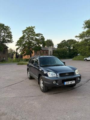 Zils Hyundai Santa Fe 2003 Tallina, ar dzinēja tilpumu 0.00 L un nobraukumu 370 tūkst. km par 2000 €, foto 14 vietnē AUTOMOTO.COM.LV