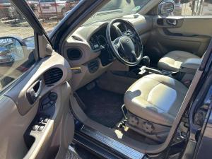Blue Hyundai Santa Fe 2005 in Kaunas, with an engine capacity of 1.99 L and mileage of 265 thousand km for 2450 €, photo 10 on AUTOMOTO.COM.LV