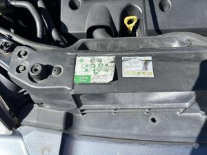 Blue Hyundai Santa Fe 2005 in Kaunas, with an engine capacity of 1.99 L and mileage of 265 thousand km for 2450 €, photo 23 on AUTOMOTO.COM.LV