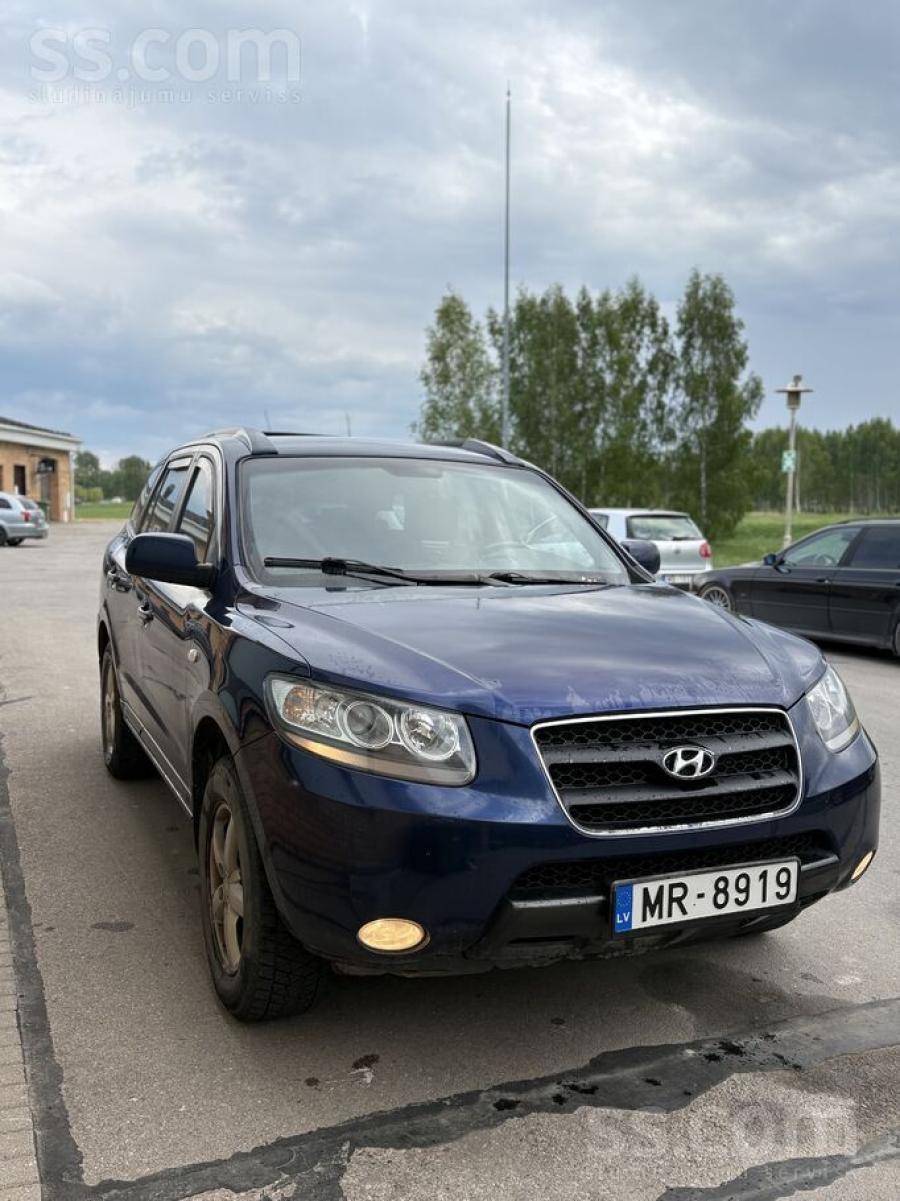 Синий Хендай Санта Фе 2006 в Кулдига, объемом двигателя 2.70 л и пробегом 0 тыс. км за 1800 €, фото 4 на AUTOMOTO.COM.LV