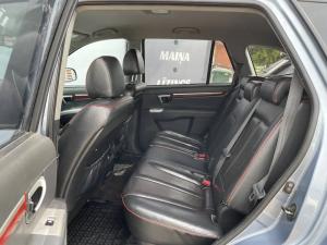 Blue Hyundai Santa Fe 2006 in Talsi, with an engine capacity of 2.20 L and mileage of 350 thousand km for 4200 €, photo 23 on AUTOMOTO.COM.LV