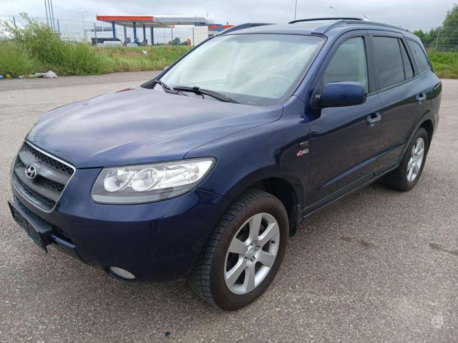 Blue Hyundai Santa Fe 2006 in Marijampole, with an engine capacity of 2.19 L and mileage of 232 thousand km for 3150 €, photo 1 on AUTOMOTO.COM.LV
