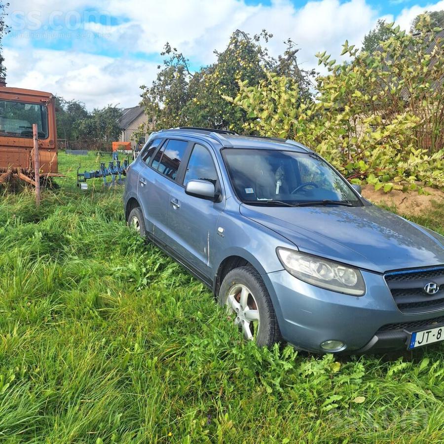 Zils Hyundai Santa Fe 2006 Ludza, ar dzinēja tilpumu 2.20 L un nobraukumu 0 tūkst. km par 1100 €, foto 1 vietnē AUTOMOTO.COM.LV