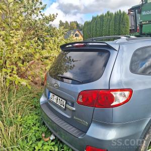 Zils Hyundai Santa Fe 2006 Ludza, ar dzinēja tilpumu 2.20 L un nobraukumu 0 tūkst. km par 1100 €, foto 4 vietnē AUTOMOTO.COM.LV
