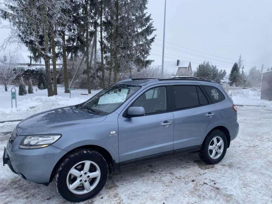 Zils Hyundai Santa Fe 2007 Kelmė, ar dzinēja tilpumu 2.19 L un nobraukumu 240 tūkst. km par 3700 €, foto 1 vietnē AUTOMOTO.COM.LV