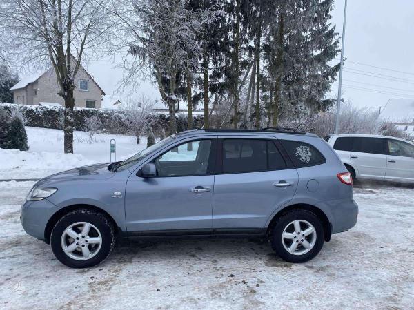 Zils Hyundai Santa Fe 2007 Kelmė, ar dzinēja tilpumu 2.19 L un nobraukumu 240 tūkst. km par 3700 €, foto 3 vietnē AUTOMOTO.COM.LV