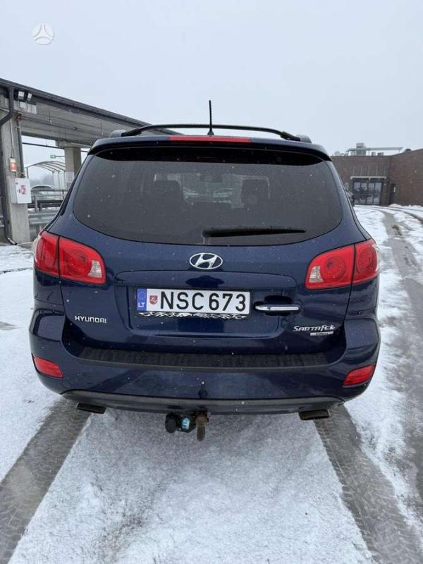 Zils Hyundai Santa Fe 2007 Viļņa, ar dzinēja tilpumu 2.19 L un nobraukumu 260 tūkst. km par 2600 €, foto 5 vietnē AUTOMOTO.COM.LV