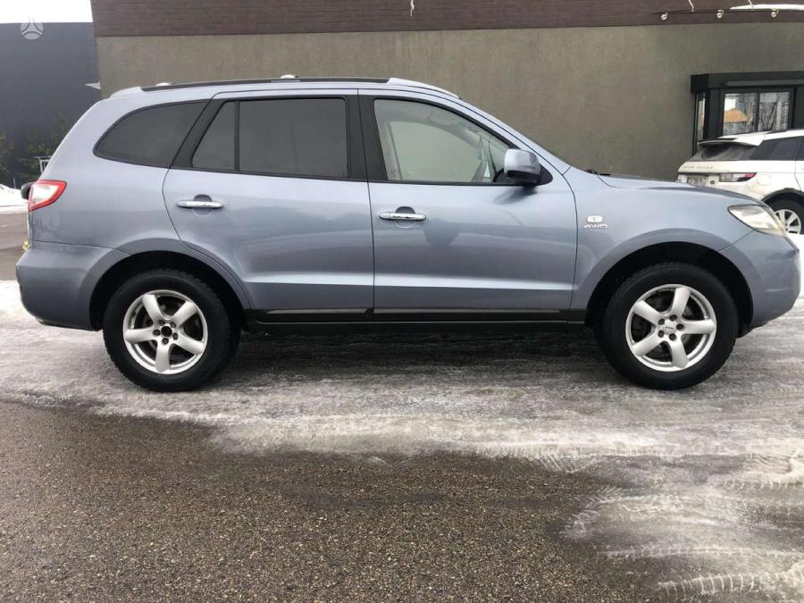 Zils Hyundai Santa Fe 2007 Kauņa, ar dzinēja tilpumu 2.19 L un nobraukumu 270 tūkst. km par 3850 €, foto 22 vietnē AUTOMOTO.COM.LV