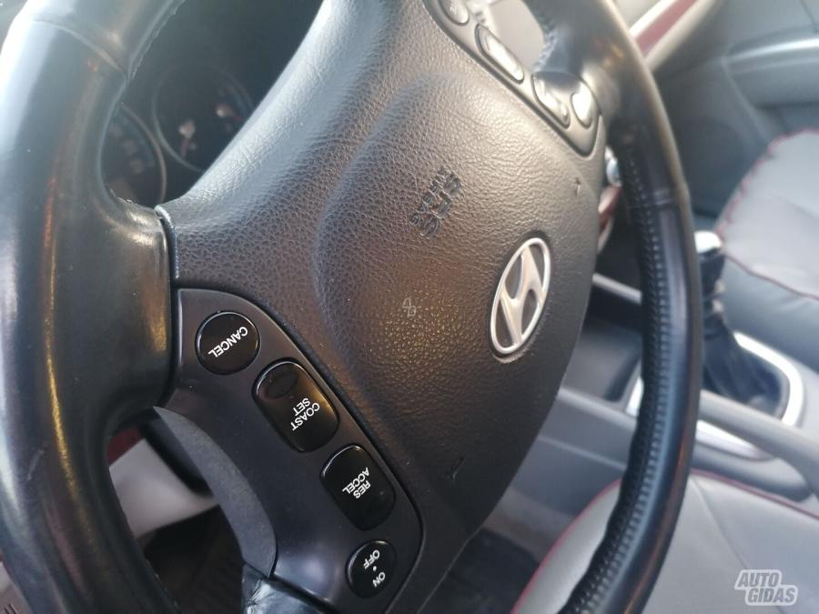Zils Hyundai Santa Fe 2007 Molėtai, ar dzinēja tilpumu 2.20 L un nobraukumu 247 tūkst. km par 3000 €, foto 14 vietnē AUTOMOTO.COM.LV