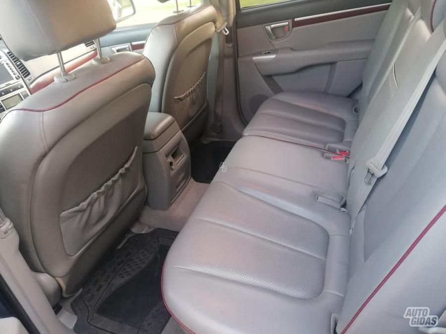 Zils Hyundai Santa Fe 2007 Molėtai, ar dzinēja tilpumu 2.20 L un nobraukumu 247 tūkst. km par 3000 €, foto 17 vietnē AUTOMOTO.COM.LV