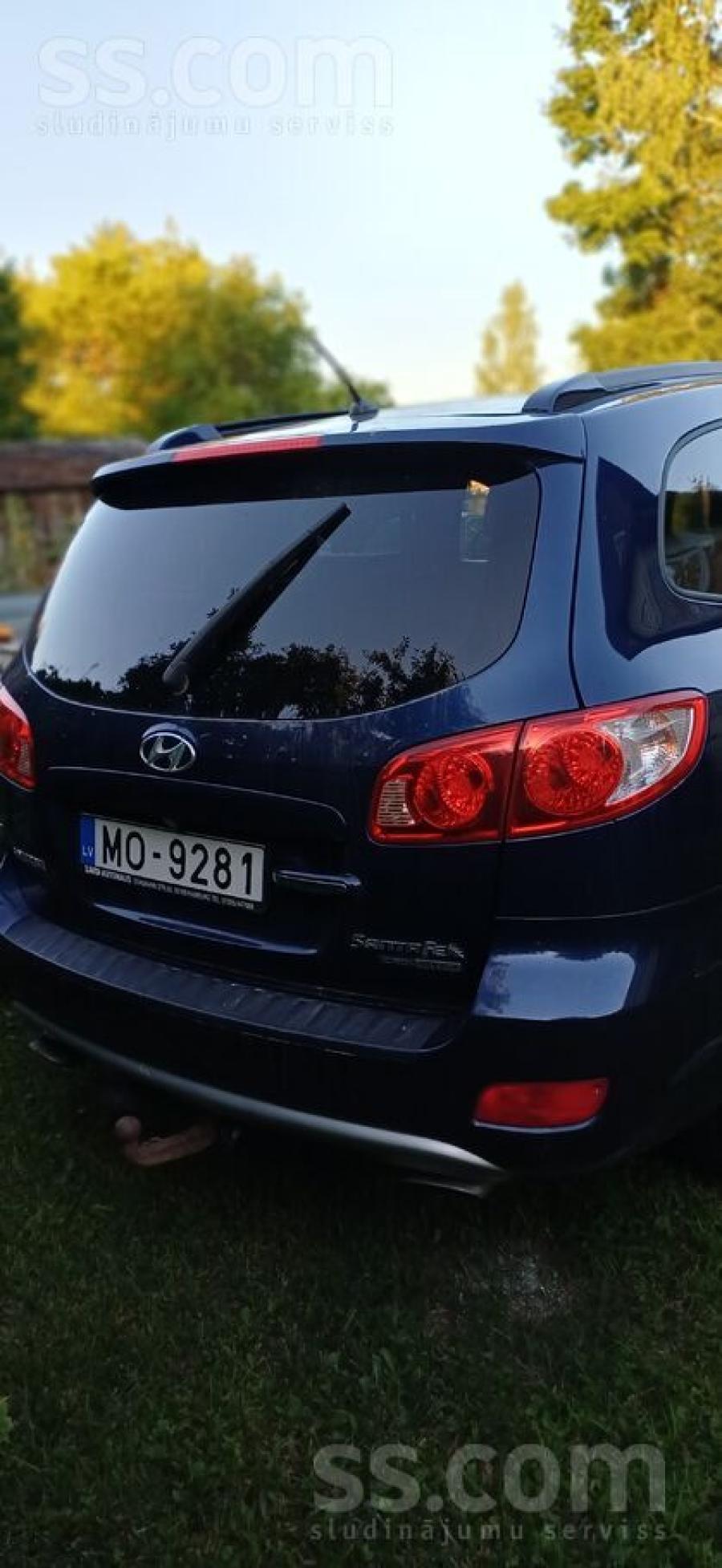 Zils Hyundai Santa Fe 2007 Rēzekne, ar dzinēja tilpumu 2.20 L un nobraukumu 297 tūkst. km par 2400 €, foto 9 vietnē AUTOMOTO.COM.LV