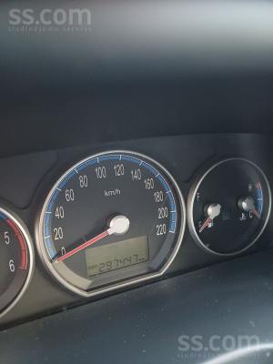 Zils Hyundai Santa Fe 2007 Rēzekne, ar dzinēja tilpumu 2.20 L un nobraukumu 297 tūkst. km par 2400 €, foto 10 vietnē AUTOMOTO.COM.LV