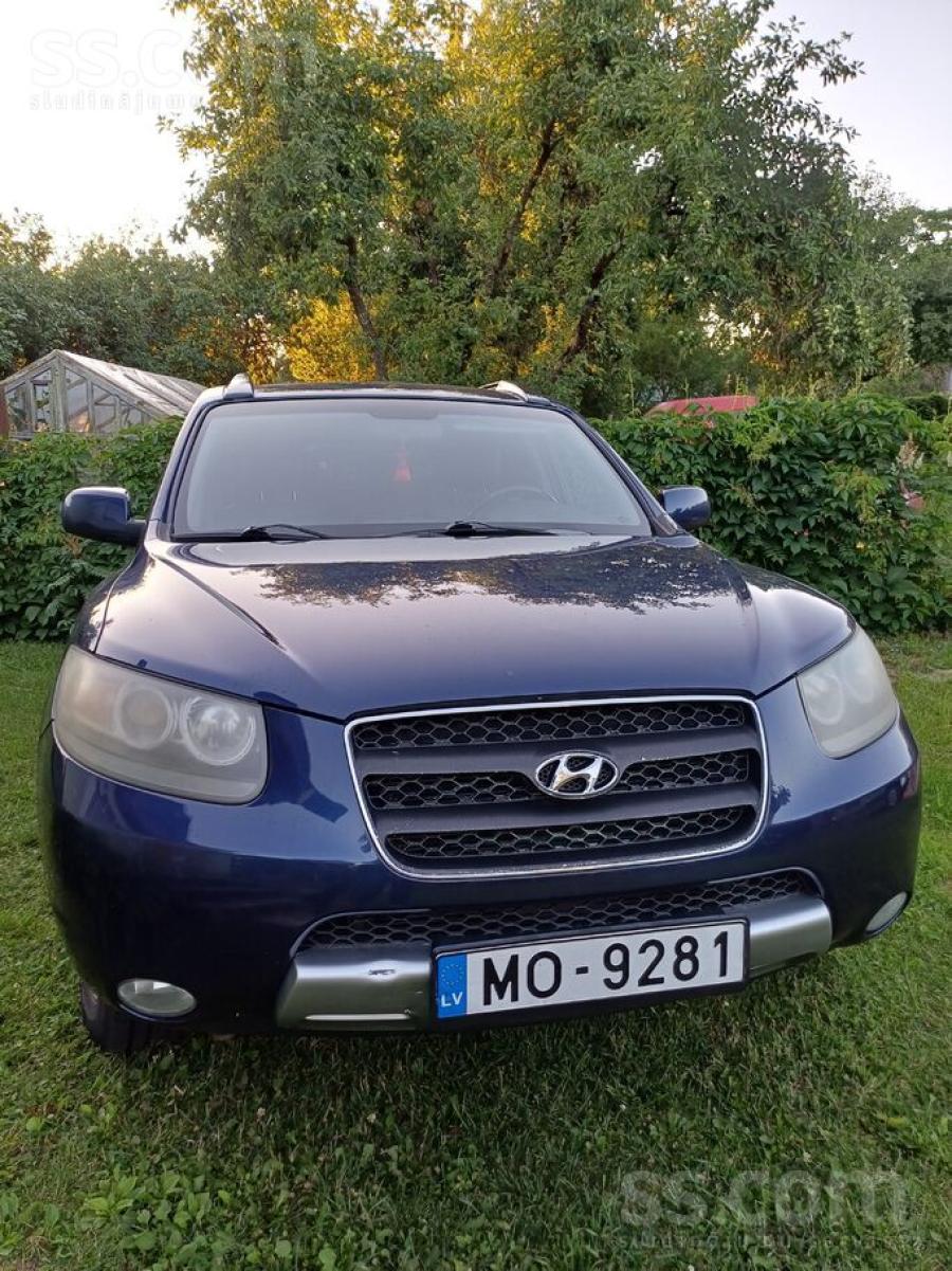 Zils Hyundai Santa Fe 2007 Rēzekne, ar dzinēja tilpumu 2.20 L un nobraukumu 297 tūkst. km par 2400 €, foto 12 vietnē AUTOMOTO.COM.LV