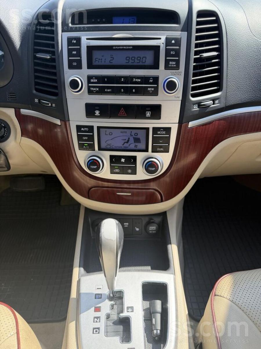 Zils Hyundai Santa Fe 2007 Ventspils, ar dzinēja tilpumu 2.20 L un nobraukumu 216 tūkst. km par 3500 €, foto 13 vietnē AUTOMOTO.COM.LV