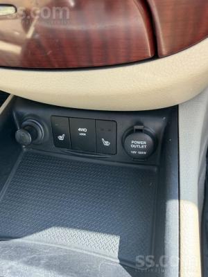 Zils Hyundai Santa Fe 2007 Ventspils, ar dzinēja tilpumu 2.20 L un nobraukumu 216 tūkst. km par 3500 €, foto 15 vietnē AUTOMOTO.COM.LV