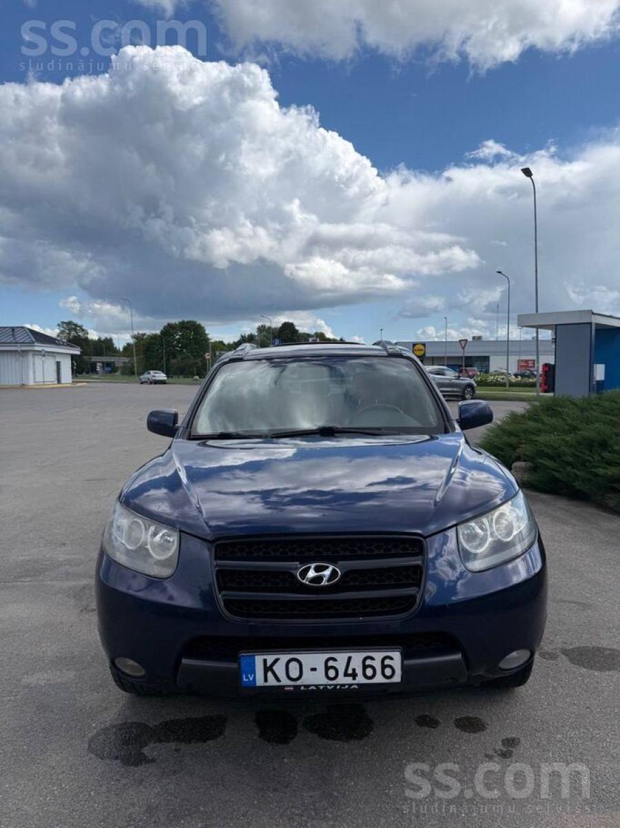 Zils Hyundai Santa Fe 2007 Jēkabpils, ar dzinēja tilpumu 2.20 L un nobraukumu 371 tūkst. km par 3500 €, foto 3 vietnē AUTOMOTO.COM.LV