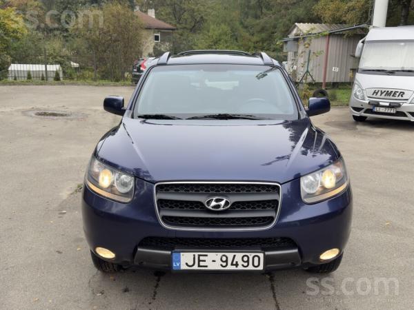 Zils Hyundai Santa Fe 2007 Rīga, ar dzinēja tilpumu 2.70 L un nobraukumu 110 tūkst. km par 6000 €, foto 1 vietnē AUTOMOTO.COM.LV