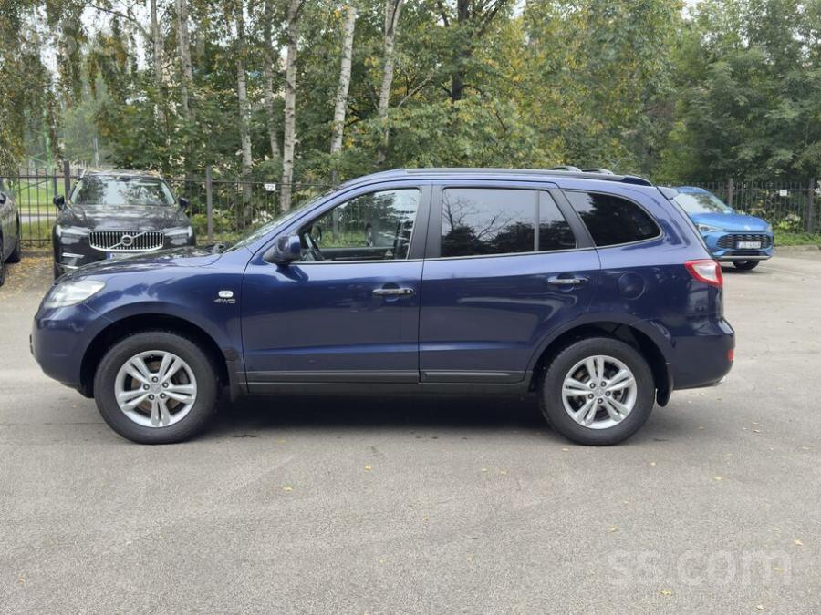 Blue Hyundai Santa Fe 2007 in Riga, with an engine capacity of 2.70 L and mileage of 110 thousand km for 6000 €, photo 4 on AUTOMOTO.COM.LV