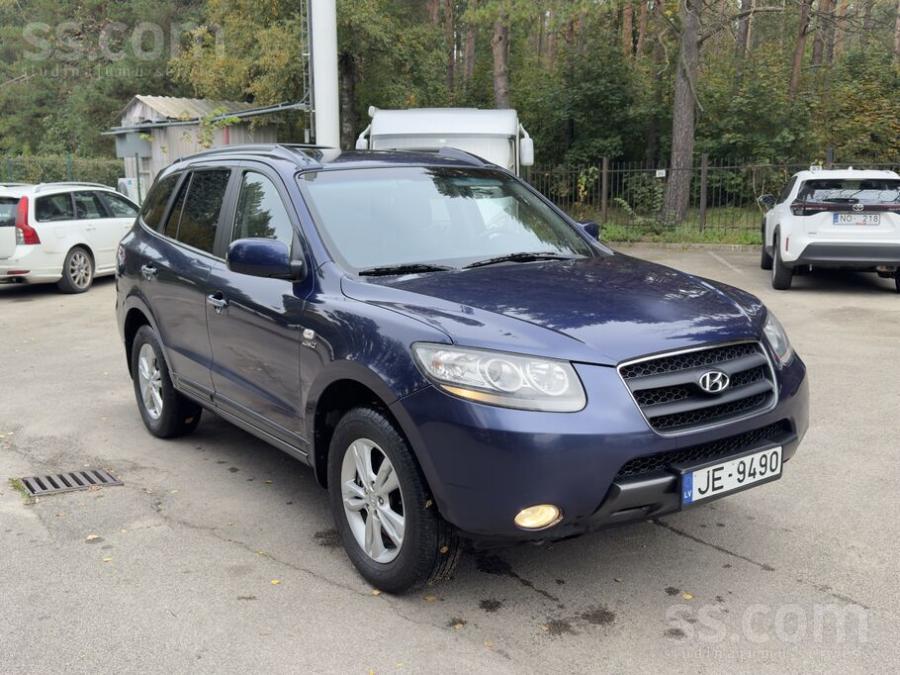 Blue Hyundai Santa Fe 2007 in Riga, with an engine capacity of 2.70 L and mileage of 110 thousand km for 6000 €, photo 9 on AUTOMOTO.COM.LV