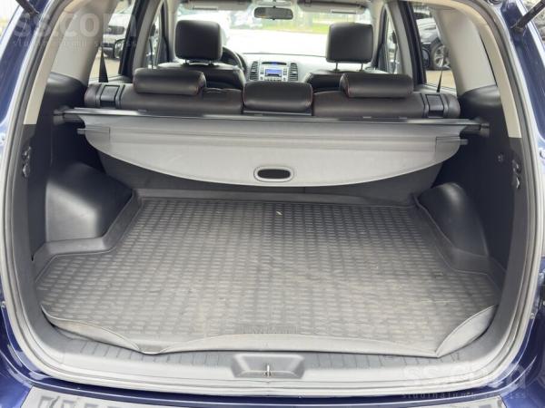 Zils Hyundai Santa Fe 2007 Rīga, ar dzinēja tilpumu 2.70 L un nobraukumu 110 tūkst. km par 6000 €, foto 10 vietnē AUTOMOTO.COM.LV