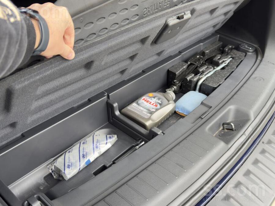 Blue Hyundai Santa Fe 2007 in Riga, with an engine capacity of 2.70 L and mileage of 110 thousand km for 6000 €, photo 11 on AUTOMOTO.COM.LV