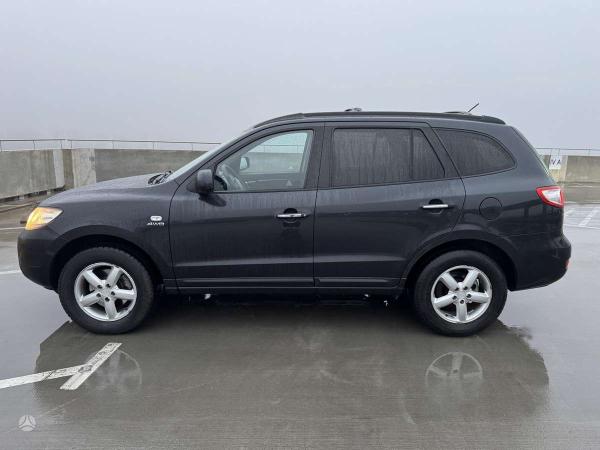 Zils Hyundai Santa Fe 2008 Viļņa, ar dzinēja tilpumu 2.19 L un nobraukumu 245 tūkst. km par 2950 €, foto 9 vietnē AUTOMOTO.COM.LV