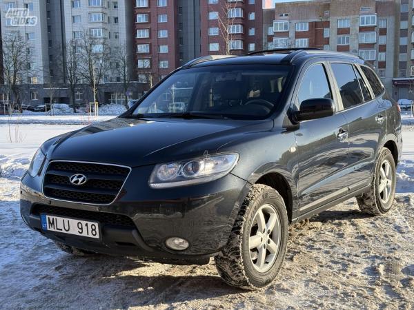 Blue Hyundai Santa Fe 2008 in Klaipeda, with an engine capacity of 2.20 L and mileage of 342 thousand km for 3800 €, photo 3 on AUTOMOTO.COM.LV