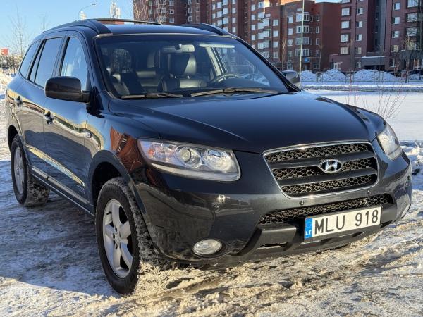 Blue Hyundai Santa Fe 2008 in Klaipeda, with an engine capacity of 2.20 L and mileage of 342 thousand km for 3800 €, photo 5 on AUTOMOTO.COM.LV