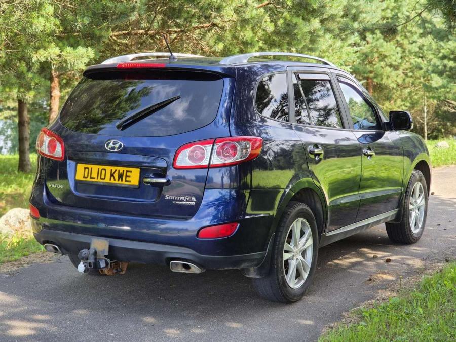 Zils Hyundai Santa Fe 2010 Kupiškis, ar dzinēja tilpumu 2.19 L un nobraukumu 141 tūkst. km par 1550 €, foto 5 vietnē AUTOMOTO.COM.LV