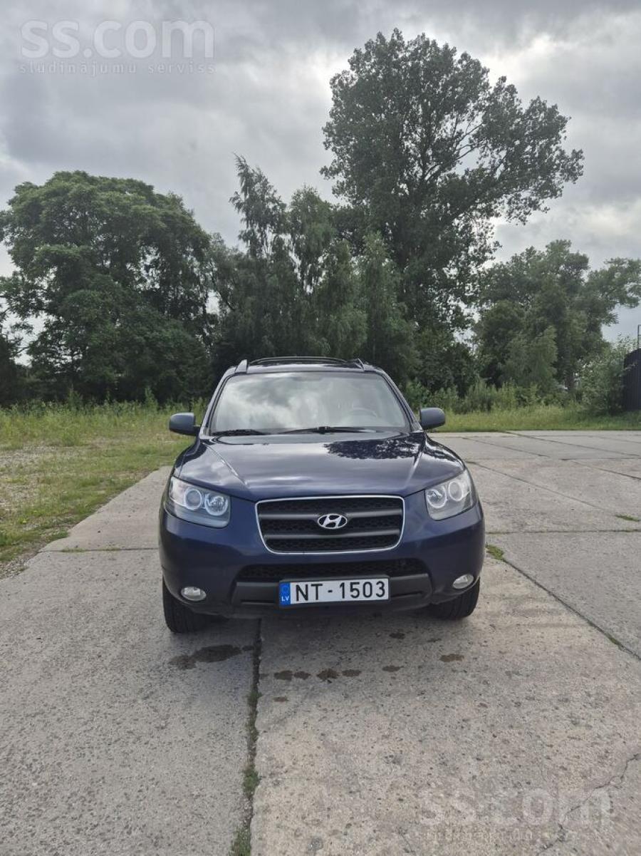 Zils Hyundai Santa Fe 2010 Rīga, ar dzinēja tilpumu 2.20 L un nobraukumu 213 tūkst. km par 6490 €, foto 4 vietnē AUTOMOTO.COM.LV