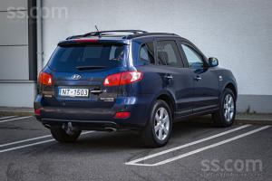 Zils Hyundai Santa Fe 2010 Rīga, ar dzinēja tilpumu 2.20 L un nobraukumu 216 tūkst. km par 5990 €, foto 5 vietnē AUTOMOTO.COM.LV