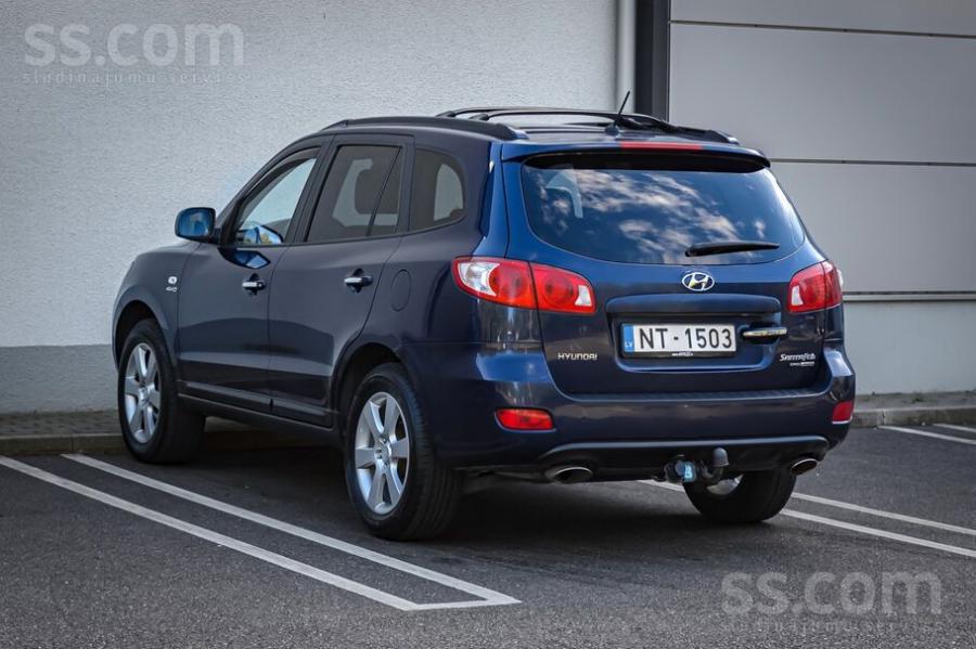 Zils Hyundai Santa Fe 2010 Rīga, ar dzinēja tilpumu 2.20 L un nobraukumu 216 tūkst. km par 5990 €, foto 7 vietnē AUTOMOTO.COM.LV