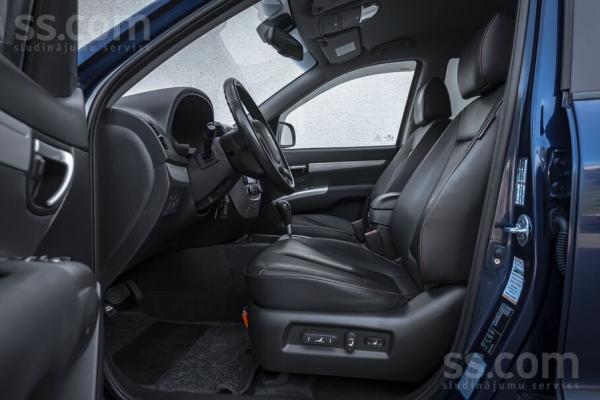 Zils Hyundai Santa Fe 2010 Rīga, ar dzinēja tilpumu 2.20 L un nobraukumu 216 tūkst. km par 5990 €, foto 10 vietnē AUTOMOTO.COM.LV