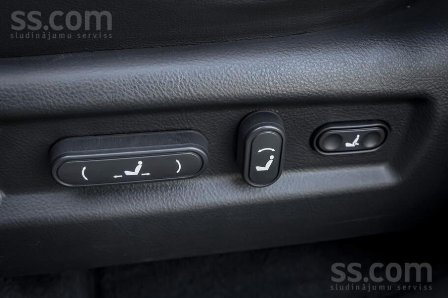 Zils Hyundai Santa Fe 2010 Rīga, ar dzinēja tilpumu 2.20 L un nobraukumu 216 tūkst. km par 5990 €, foto 11 vietnē AUTOMOTO.COM.LV