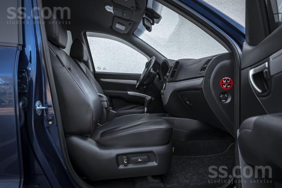 Zils Hyundai Santa Fe 2010 Rīga, ar dzinēja tilpumu 2.20 L un nobraukumu 216 tūkst. km par 5990 €, foto 12 vietnē AUTOMOTO.COM.LV