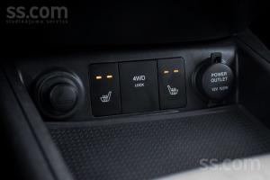 Zils Hyundai Santa Fe 2010 Rīga, ar dzinēja tilpumu 2.20 L un nobraukumu 216 tūkst. km par 5990 €, foto 24 vietnē AUTOMOTO.COM.LV