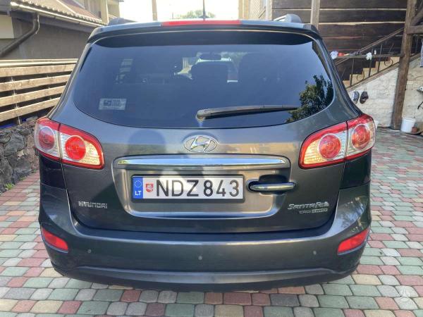 Zils Hyundai Santa Fe 2011 Panevēža, ar dzinēja tilpumu 2.36 L un nobraukumu 339 tūkst. km par 5800 €, foto 2 vietnē AUTOMOTO.COM.LV