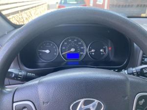 Zils Hyundai Santa Fe 2011 Panevēža, ar dzinēja tilpumu 2.36 L un nobraukumu 339 tūkst. km par 5800 €, foto 6 vietnē AUTOMOTO.COM.LV