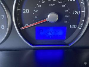 Zils Hyundai Santa Fe 2011 Panevēža, ar dzinēja tilpumu 2.36 L un nobraukumu 339 tūkst. km par 5800 €, foto 9 vietnē AUTOMOTO.COM.LV