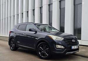 Blue Hyundai Santa Fe 2013 in Vilnius, with an engine capacity of 2.00 L and mileage of 23 thousand km for 6400 €, photo 3 on AUTOMOTO.COM.LV