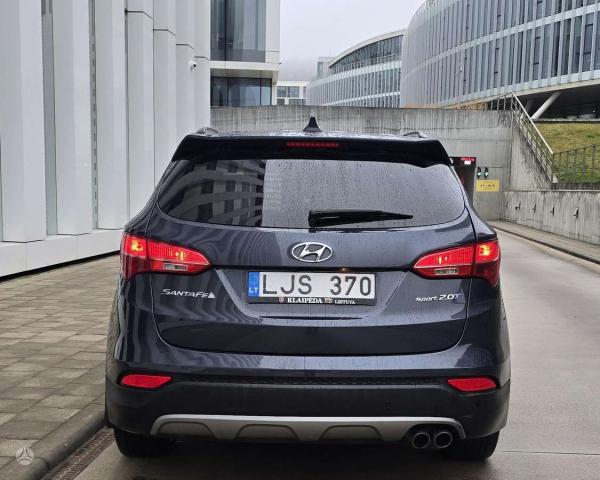Zils Hyundai Santa Fe 2013 Viļņa, ar dzinēja tilpumu 2.00 L un nobraukumu 233 tūkst. km par 6400 €, foto 6 vietnē AUTOMOTO.COM.LV