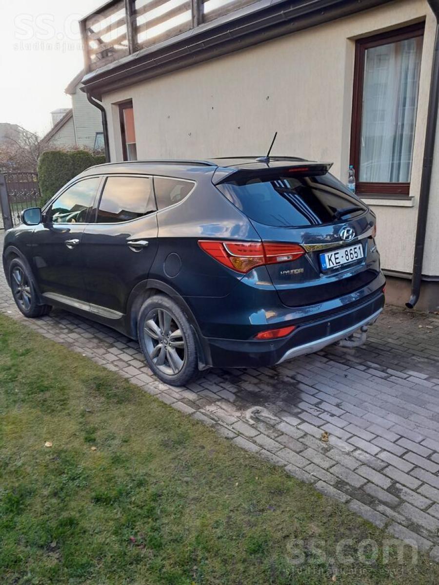 Zils Hyundai Santa Fe 2014 Ventspils, ar dzinēja tilpumu 2.20 L un nobraukumu 117 tūkst. km par 12500 €, foto 4 vietnē AUTOMOTO.COM.LV
