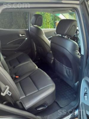 Zils Hyundai Santa Fe 2014 Ventspils, ar dzinēja tilpumu 2.20 L un nobraukumu 117 tūkst. km par 12500 €, foto 8 vietnē AUTOMOTO.COM.LV