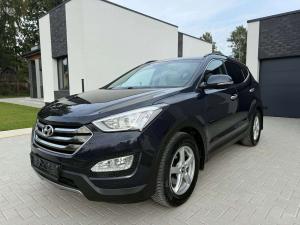 Blue Hyundai Santa Fe 2015 in Siauliai, with an engine capacity of 2.20 L and mileage of 213 thousand km for 12650 €, photo  on AUTOMOTO.COM.LV